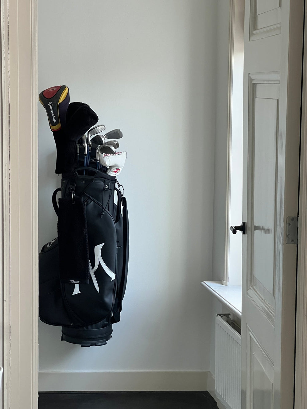 Our premium golf bag storage products – ClubsDock